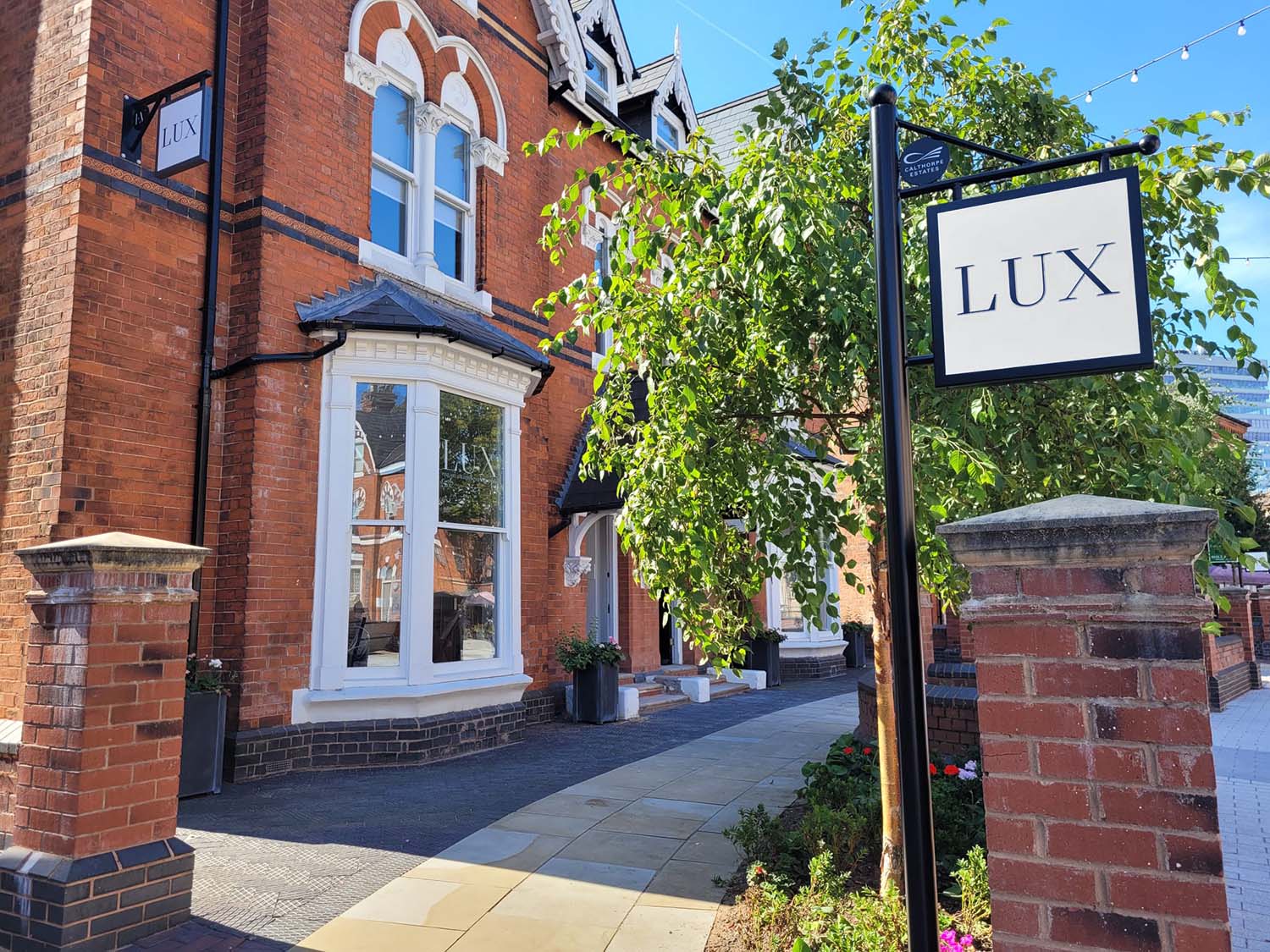 Lux Gallery - Own Art